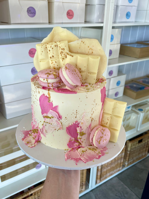Bec Bakes - Cake Maker & Cake Shop